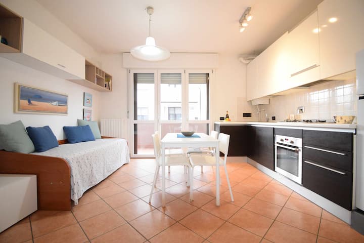 .La Casa Gandolfi. . - Bentivoglio