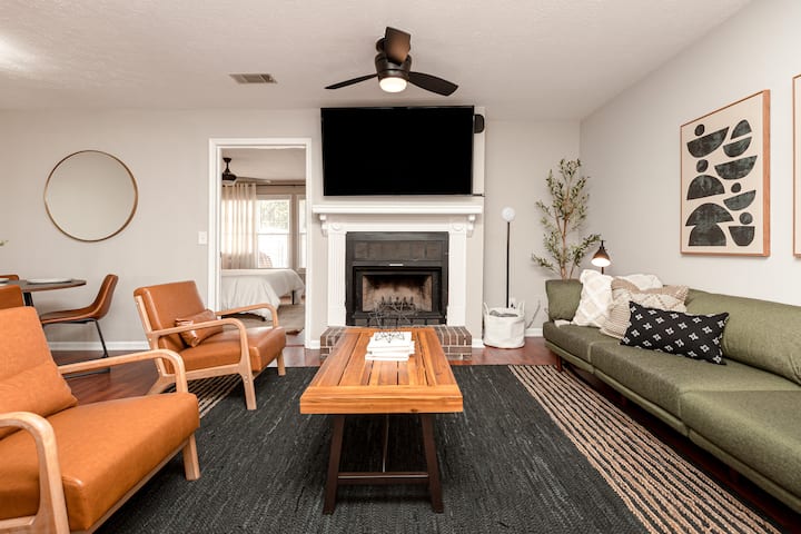 3br Townhouse | Rafb | Fully Fenced - Warner Robins, GA