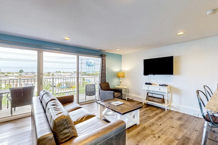 2br | Pool | Deck | Ac | Washer/dryer | Elevator - Maryland Beach, MD