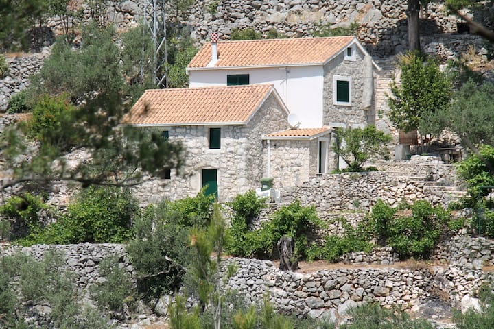 Holiday Home Sweet Shelter With Jacuzzi - Igrane