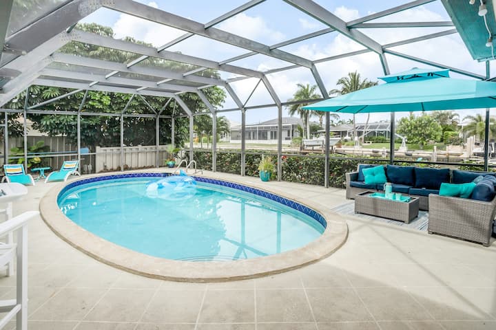 Canal Gem With Pool & Dock Near Tigertail Beach - Marco Island, FL