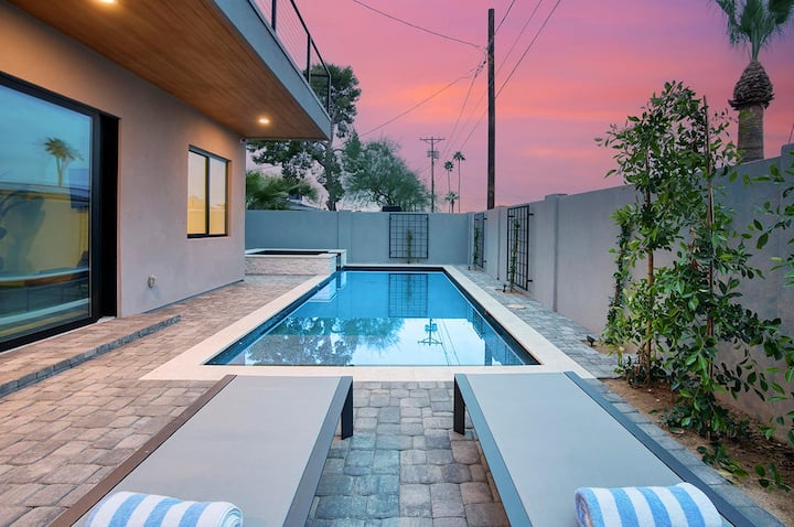 Old Town Scottsdale Stay With Pool, Hot Tub & Bbq - Scottsdale, AZ