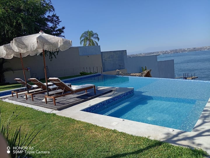 Quinta Guamuchil Acceso Lago - Tequesquitengo