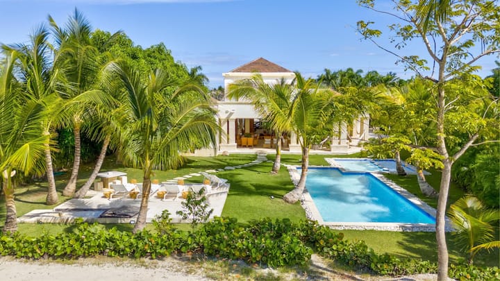 Tortuga C41 - Colonial-style Golf View Villa - Punta Cana