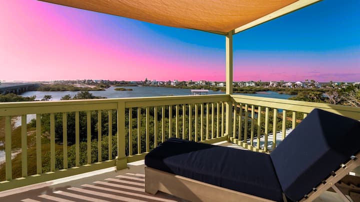 Waterfront Family Oasis W/dock, Decks, & Fire Pit - Marineland Dolphin Adventure, St. Augustine