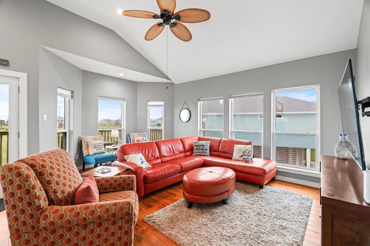 Close To Beach / Large Deck With Bar/ Pet Friendly - Jamaica Beach, TX
