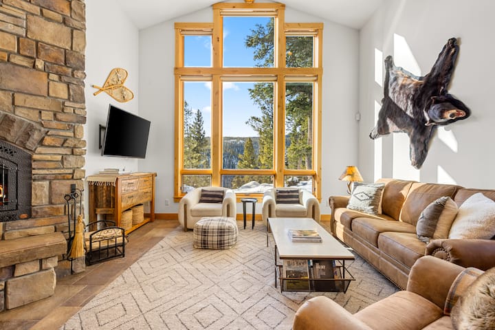 Lone Mountain Lodge | Luxury Big Sky Home - Big Sky, MT