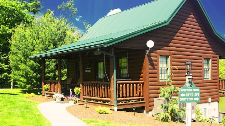 Lily's Loft At Water's Edge Cabins - Berlin, OH