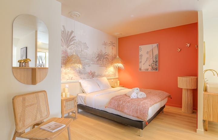 Suite Romantique Et Charmante Parking - ibis Lyon Carre De Soie