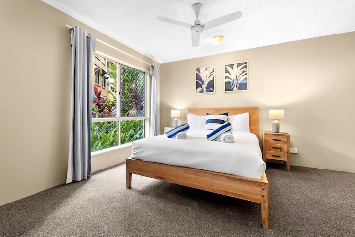 Reef Apartment Cairns - 4 Pools, Resort & Bbq - Cairns