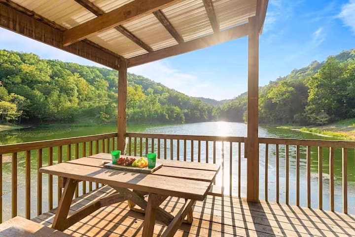 Pool, Trails & Pond, Shuffleboard, Games! - Branson, MO