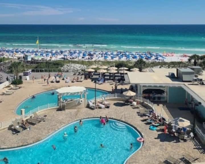 Huge Condo Pvt.beach/resort Pickle/bball, M. Golf! - Miramar Beach, FL