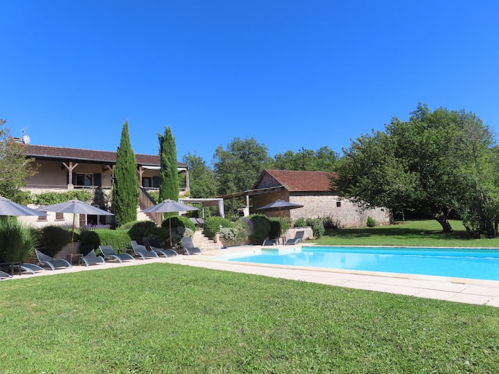 5 Bedroom (Sleeps 10) House In Calvignac - Lot