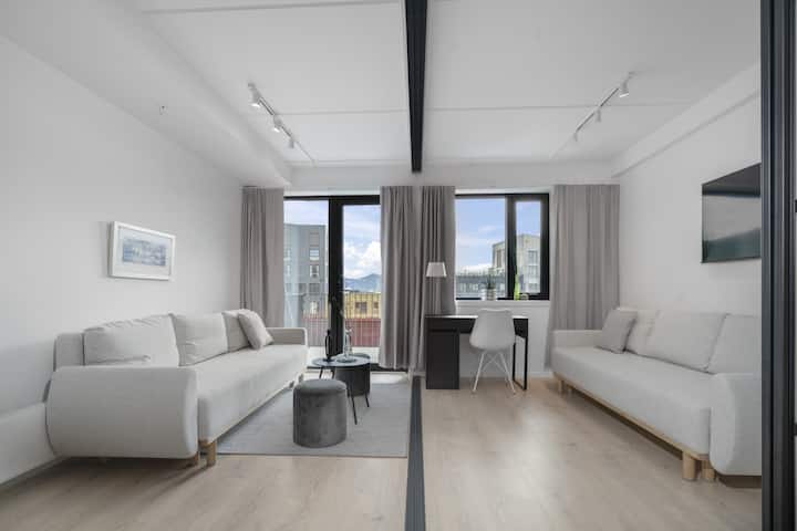 Sleek 1bd Apt With Sea View - Tromsø