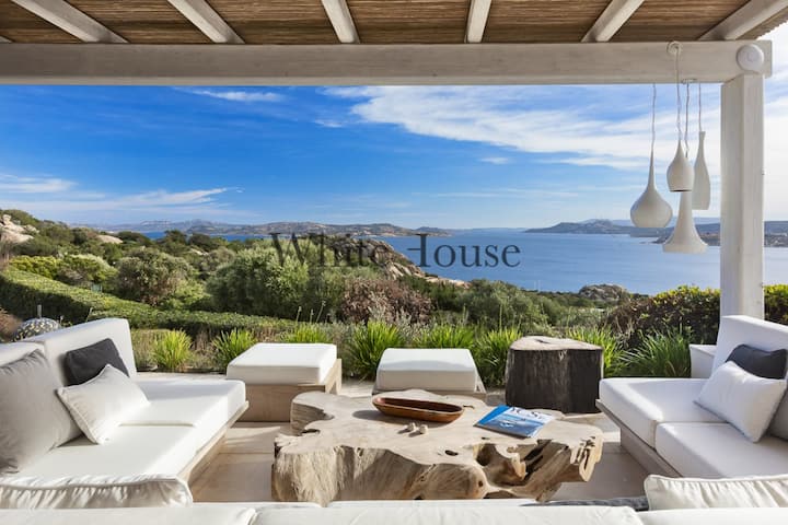 Modern Villa With Pool In Porto Rafael - La Maddalena