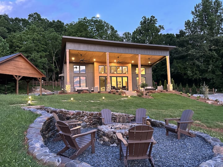 Luxury Retreat W/ Mtn Views Near Wineries & Dwntwn - Dahlonega, GA