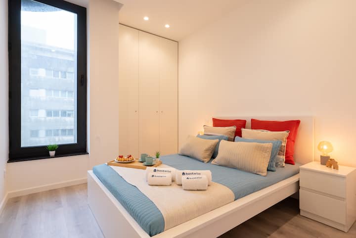 Hostwise - Trendy Spacious Flat @ Matosinhos - Matosinhos