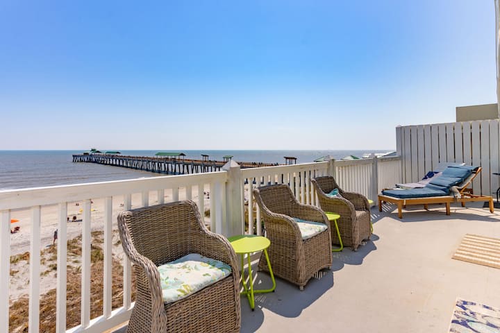 Walk To Town, Balcony- Sea Gem, Seaside 301 - Folly Beach, SC