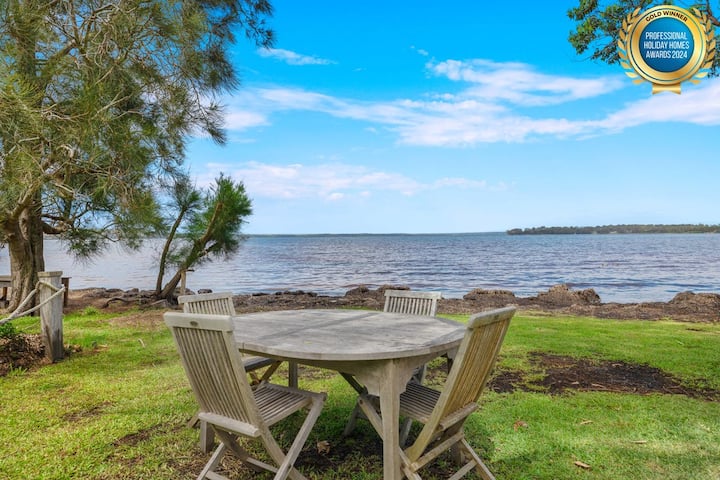 The Waterfront House - Pet Friendly - Jervis Bay
