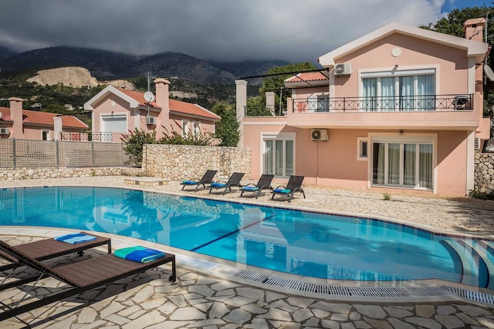 Delightful Kefalonia Villa | 3 Bedrooms | Villa. - Cephalonia