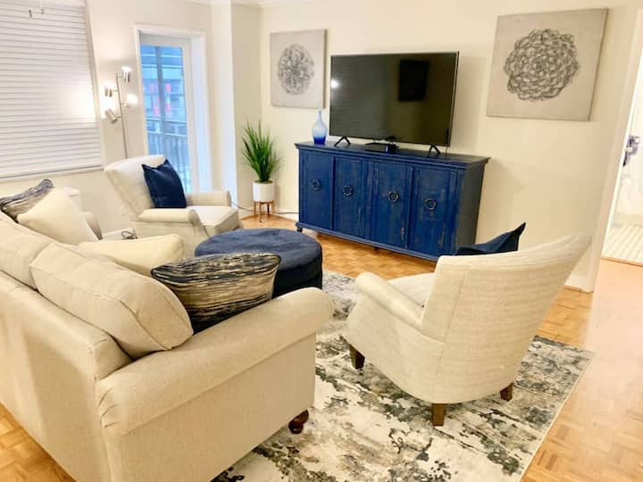 7n - 1bd 1ba Downtown Atlanta Hotel District! - Atlanta, GA