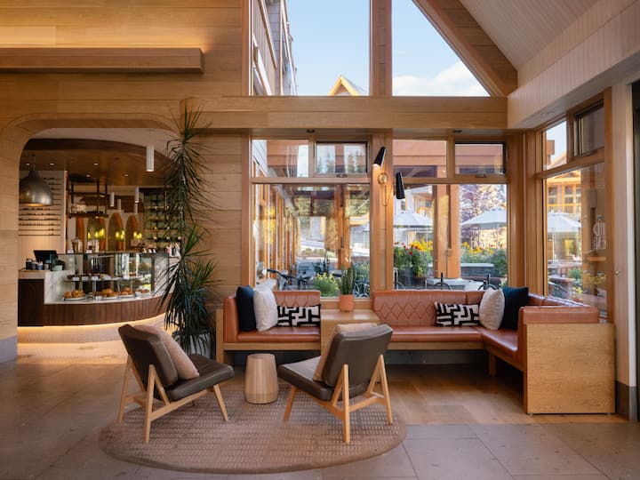 Spacious Suite W/ Fireplace + Balcony | Central - Banff, AB, Canada