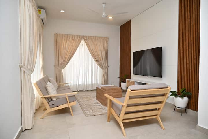 The Chelsea Townhouse C - Accra