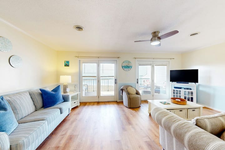 2br Waterfront Condo With Pool, Balcony, Smart Tvs - Ocean City, MD