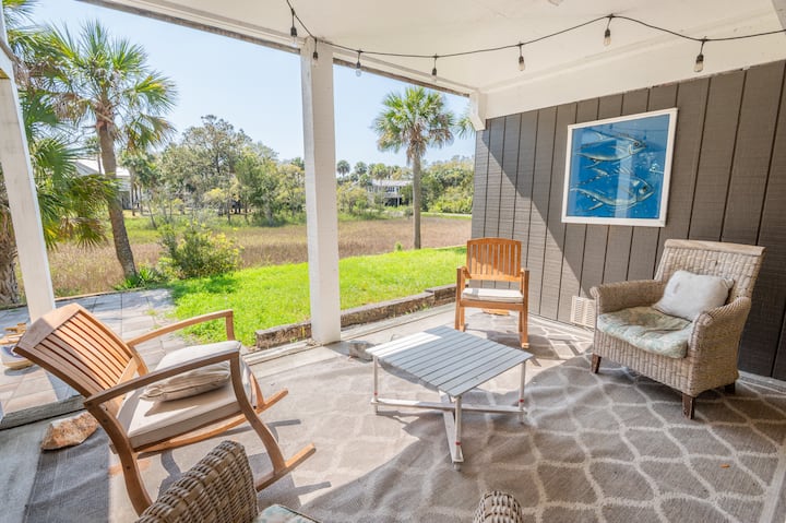 Holiday House: Edisto Beach! + Marsh Front! - Edisto Island, SC