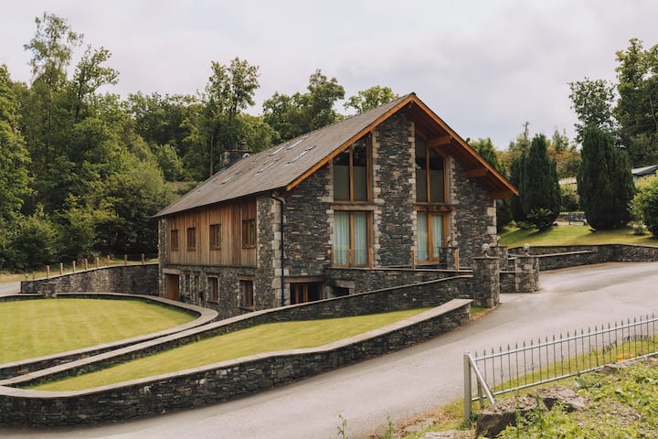 Lake District Luxury Hideaway - Lambhowe Lodge - Coniston