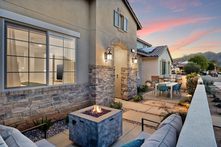 Desert Escape | Private Fire Pit & Pool Bliss - La Quinta, CA