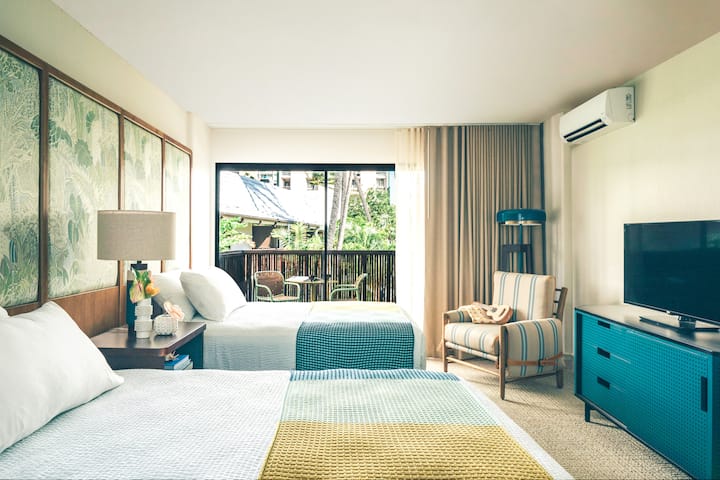 Dog-friendly Waikiki Hotel! 2 Units W/ Own Lanai! - Honolulu, HI