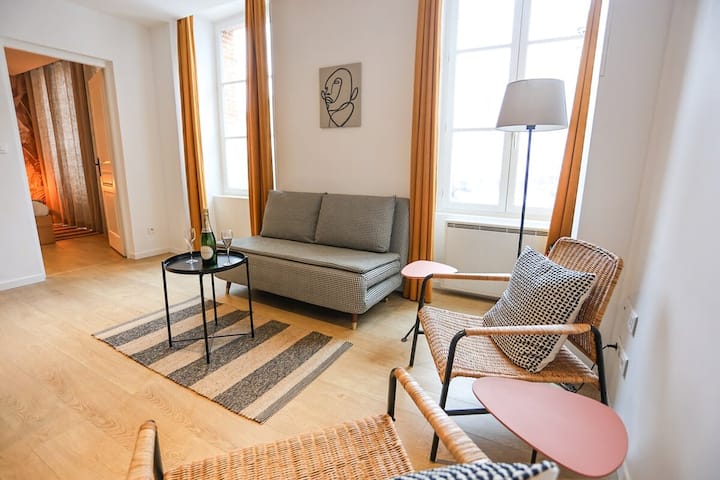 Au 38, Charme Et Confort Dans Notre T2 à Epernay - Épernay