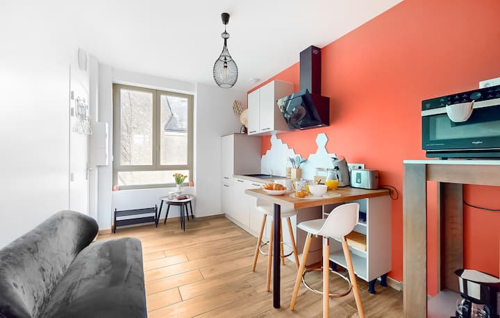 1 Bedroom Cozy Apartment In Melrand - Guern