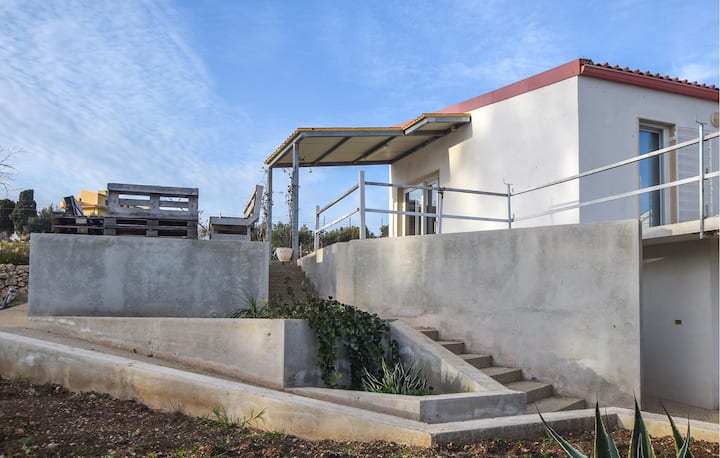 Stunning Home In Marina Di Ragusa - Marina di Ragusa