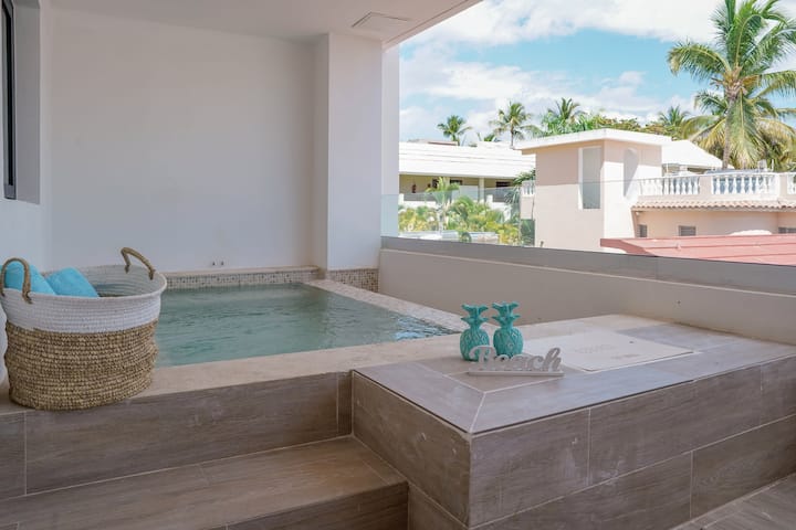 Incredibly Beautiful Condo Just Steps To The Beach - Punta Cana