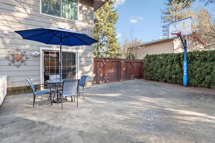 New! Cozy Apartment|10 Mins To Downtown| Great Loc - Coeur d'Alene, ID