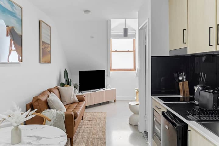 Modern Studio Retreat In Crown St With Aircon - Moore Park