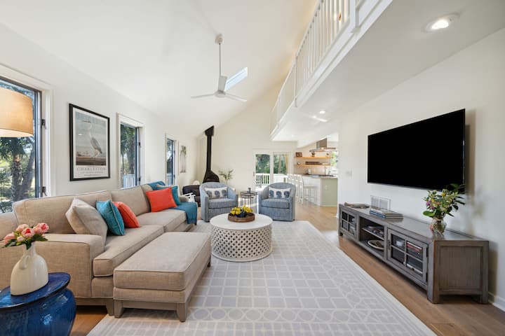 Coastal Retreat, Porch, Firepit - 28 Sand Dollar - Isle of Palms, SC