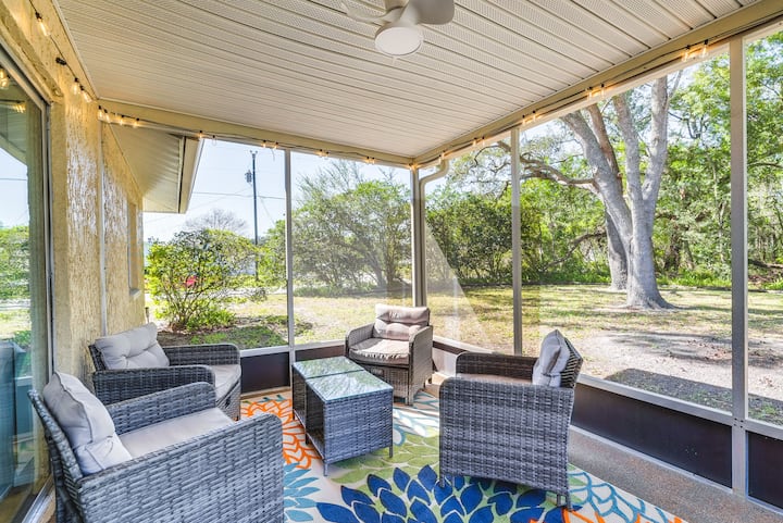 Home W/ Screened Porch, Near Weeki Wachee Springs! - Spring Hill, FL