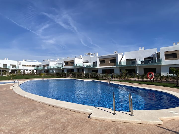 Impresionante Apartamento En Zona De Golf - Bigastro