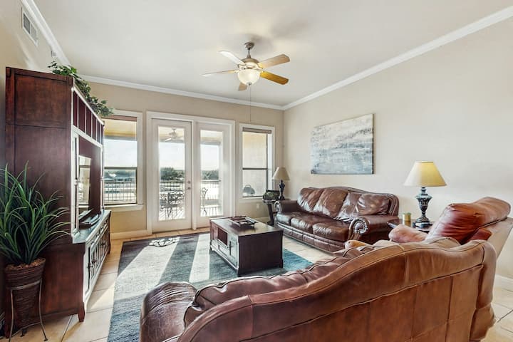 3br Lakefront | Balcony - Horseshoe Bay, TX