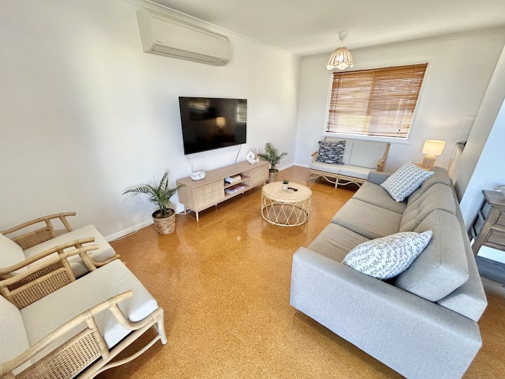 Coastal Break - Sea Escape - Port Hughes - Moonta