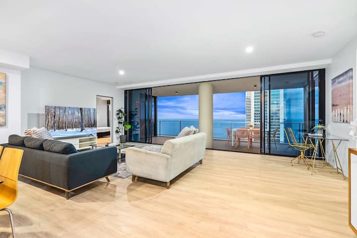Circle On Cavill - 4 Bedroom High Floor - Ocean - Gold Coast