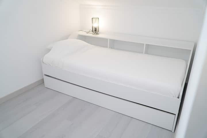 Bernard Apartment By Dreamplaces - Guia