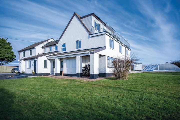 Oasis - 2 Bedroom Apartment - Ocean Breeze - Rhossili