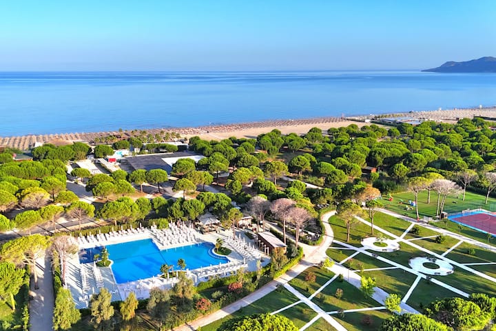 Lalzit Bay Dream Villa - By Happy Rentals - Albania