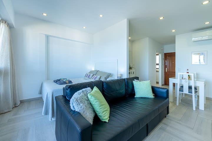 Renovated Apartment With Beautiful Views In Aloha - Benalmádena
