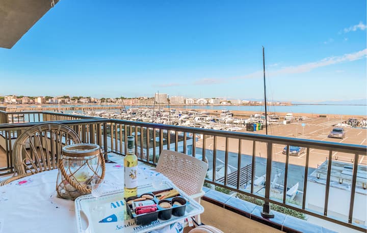 2 Bedroom Lovely Apartment In L'escala - L'Escala