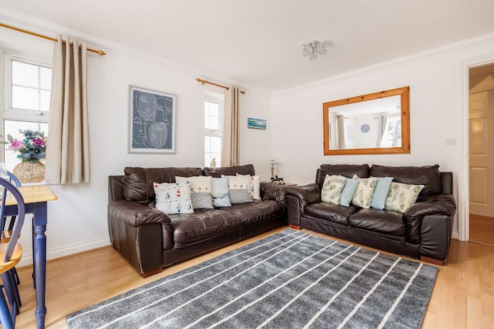 Take Your Time- Moments From Alum Chine Beach - Bournemouth